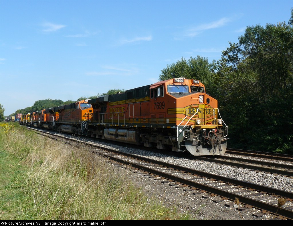 BNSF 7699